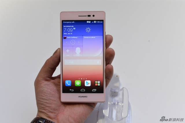 华为发布轻薄手机P7：三版本 售价2888元_手机新浪网