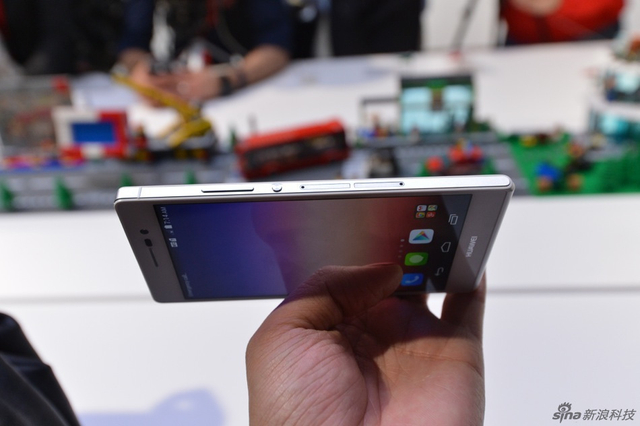 华为发布轻薄手机P7：三版本 售价2888元_手机新浪网