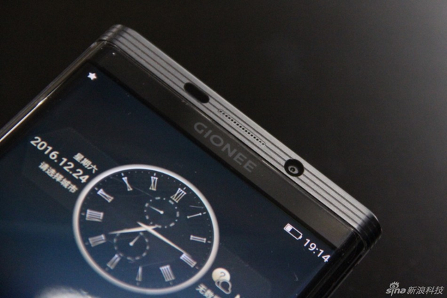 金立发布M2017商务旗舰 鳄鱼皮私人订制版16999元_手机新浪网