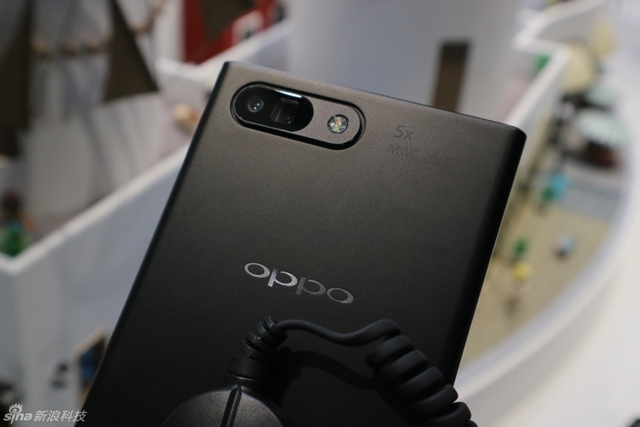 MWC2017现场实拍图赏：OPPO展台的拍照技术_新浪图片