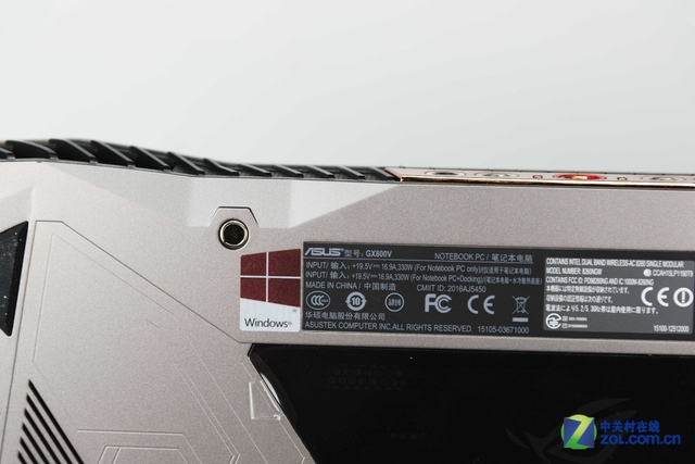 七万元水冷双卡怪兽 ROG GX800简单拆解_新浪图片