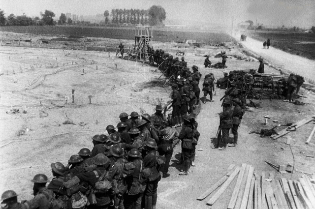 战争非儿戏：40张图片展现真实残酷一战_新浪图片