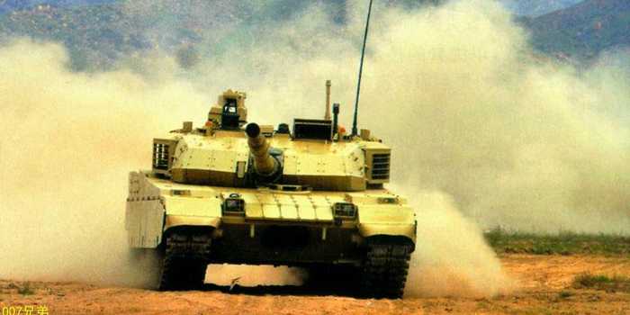 总设计师：VT4坦克或装140炮 可击穿1米厚装甲_手机新浪网