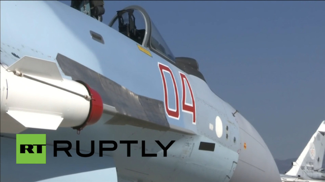 驻叙利亚苏-35S开始战斗执勤 加挂R-77中距导弹_新浪图片