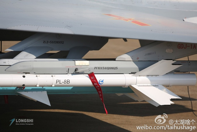 艺术品！歼10B战机细节高清照尽显精良工艺_新浪图片
