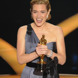 温斯莱特凭《生死朗读》获奥斯卡最佳女主角_手机新浪网