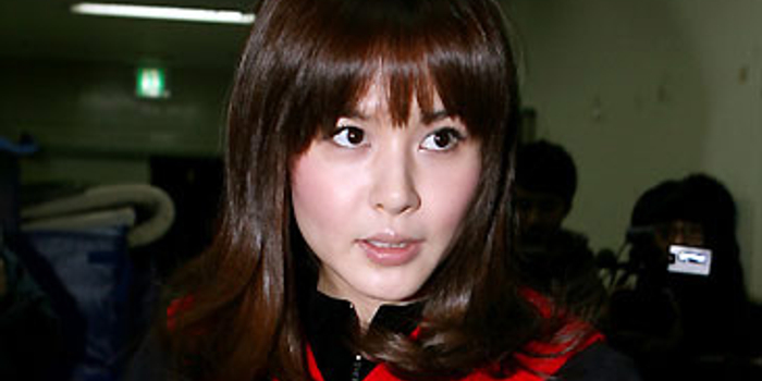 韩星IVY遭勒索事件后亮相 攒够学分终毕业(图)_手机新浪网