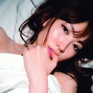 AKB48小岛阳菜上《anan》杂志秀魅惑(图)_手机新浪网