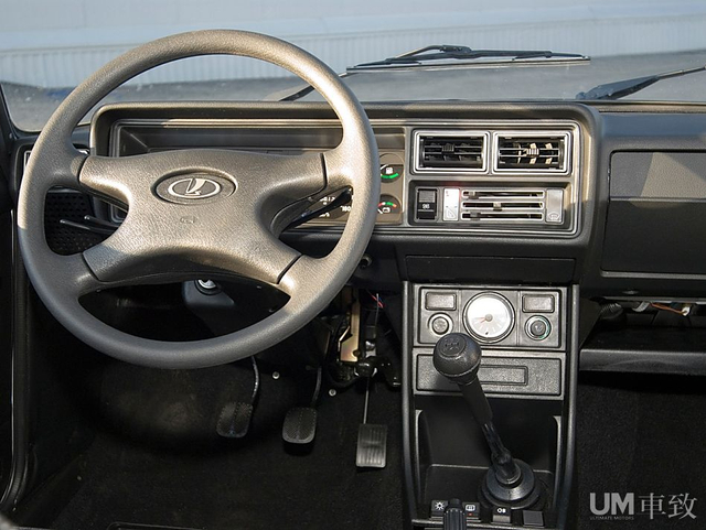 不可思议的苏联汽车：经典的拉达产品线_新浪图片