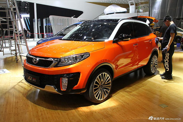 2016北京车展探馆实拍:昌河Q35_新浪图片